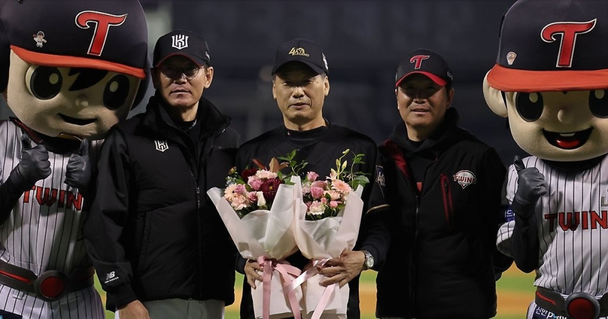 KBO 40주년 레전드 40인으로 선정된 김용수