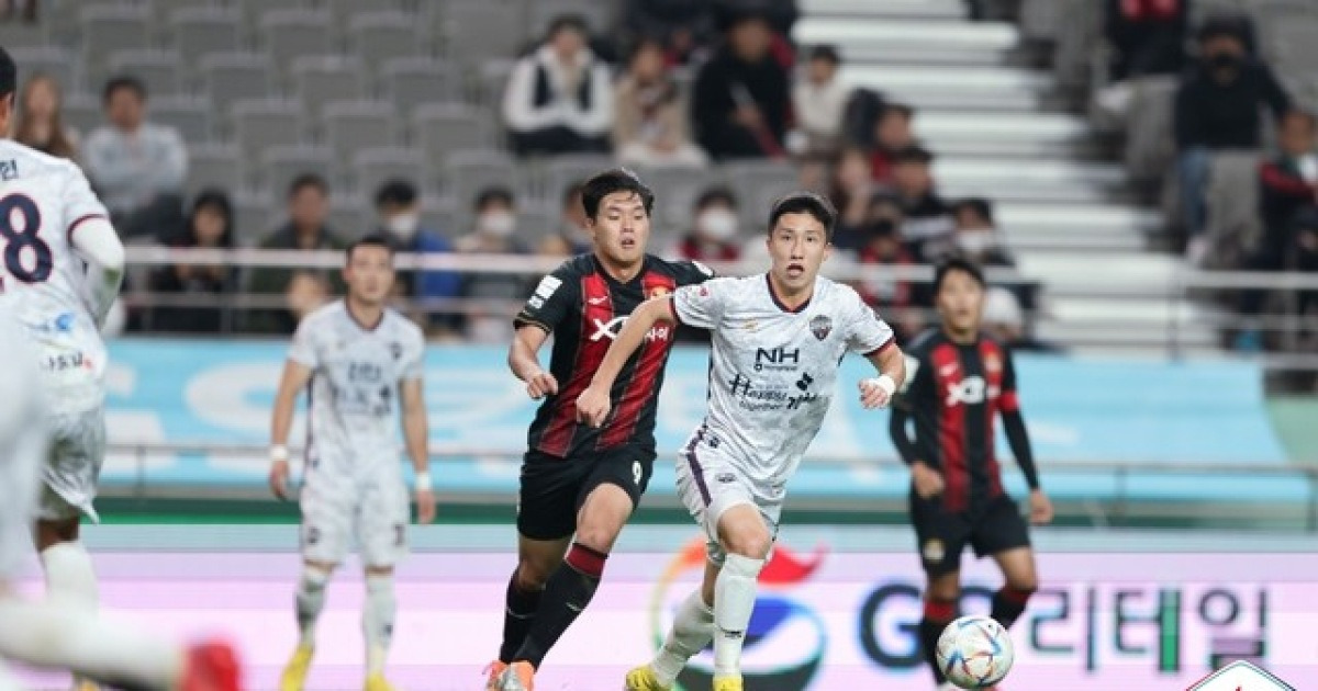 [b11 현장] 김천의 '갈 때 가더라도' 정신..감독 '픽' 에이스 둘이 해냈다