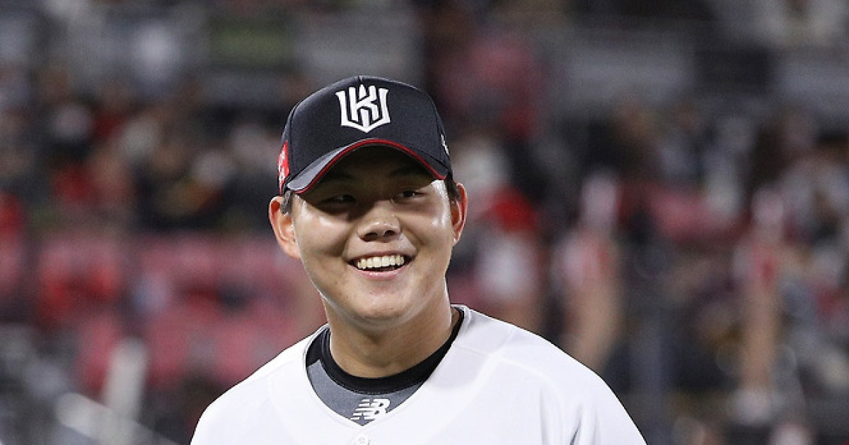 [WC1] KT 승리 수훈갑 소형준 "준PO 땐 멋진 세리머니 보여줄 것"