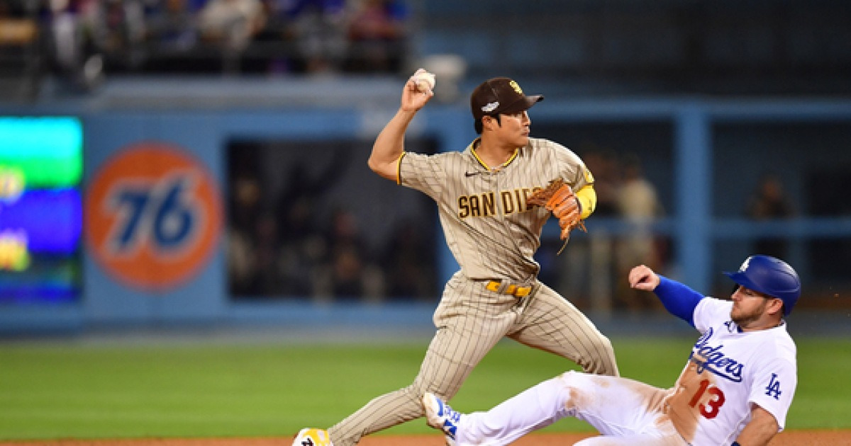 Padres push