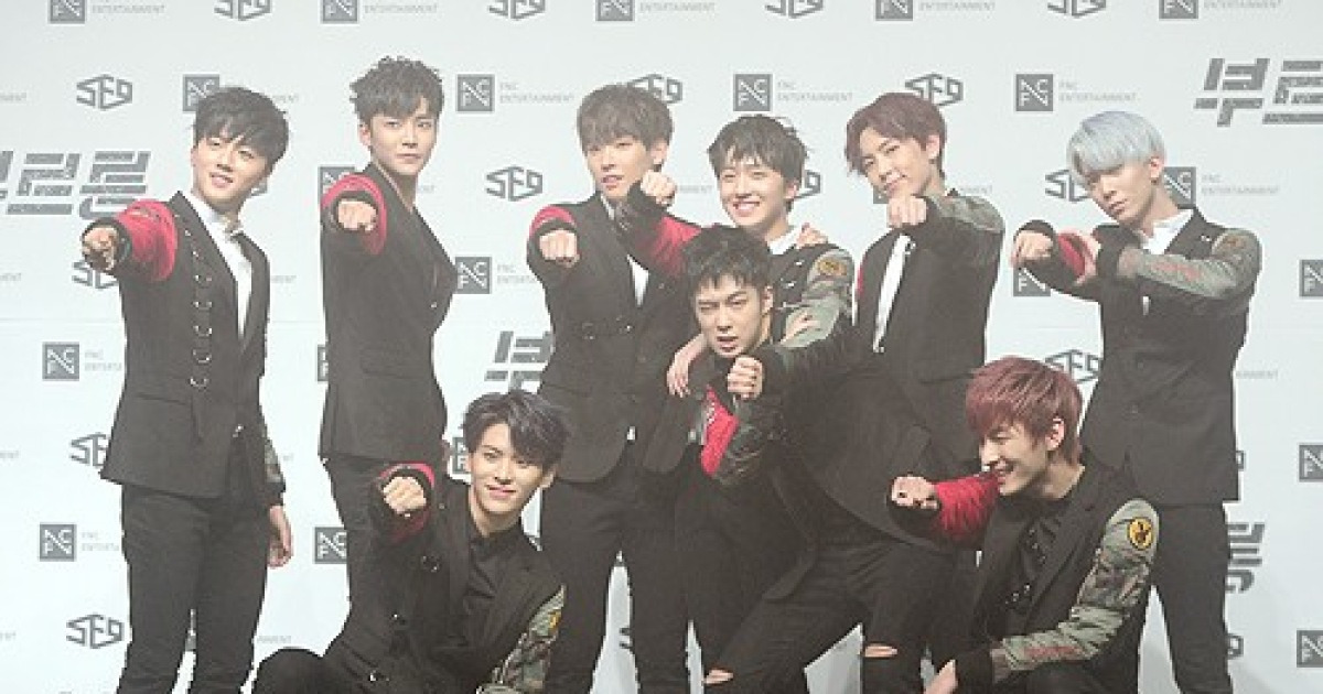 SF9, 오늘(13일) 경미한 교통사고 "멤버 전원 부상 無"[전문]