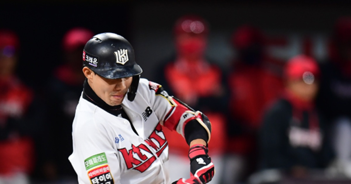 심우준 'WC 1차전 첫 안타의 주인공' [MK포토]