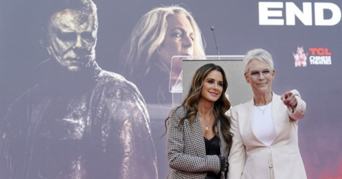 Jamie Lee Curtis Hand and Footprint Ceremony