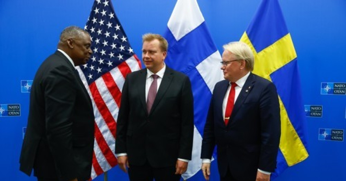 BELGIUM NATO DEFENCE MINISTERS MEETING
