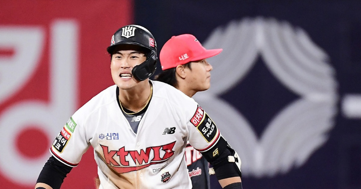 [WC1 MVP] 첫 출루+쐐기 싹쓸이..KT에는 '끝내주는 남자'가 있다