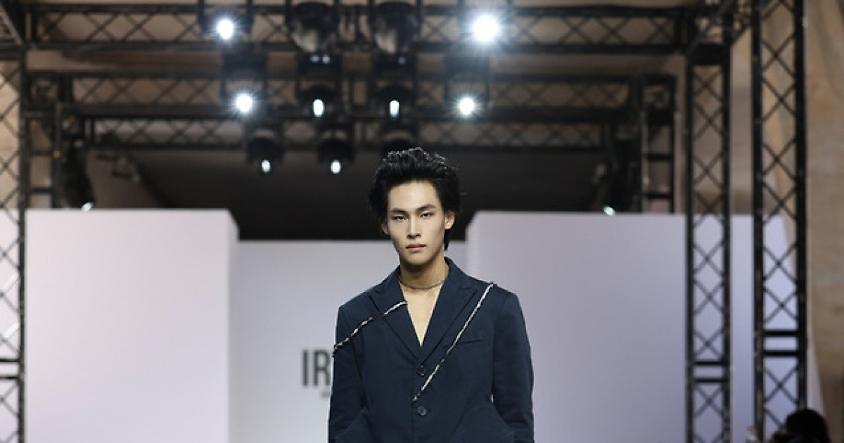 2023 S/S 서울패션위크, 이륙(IRYUK) - 임우준(Lim Wujun)