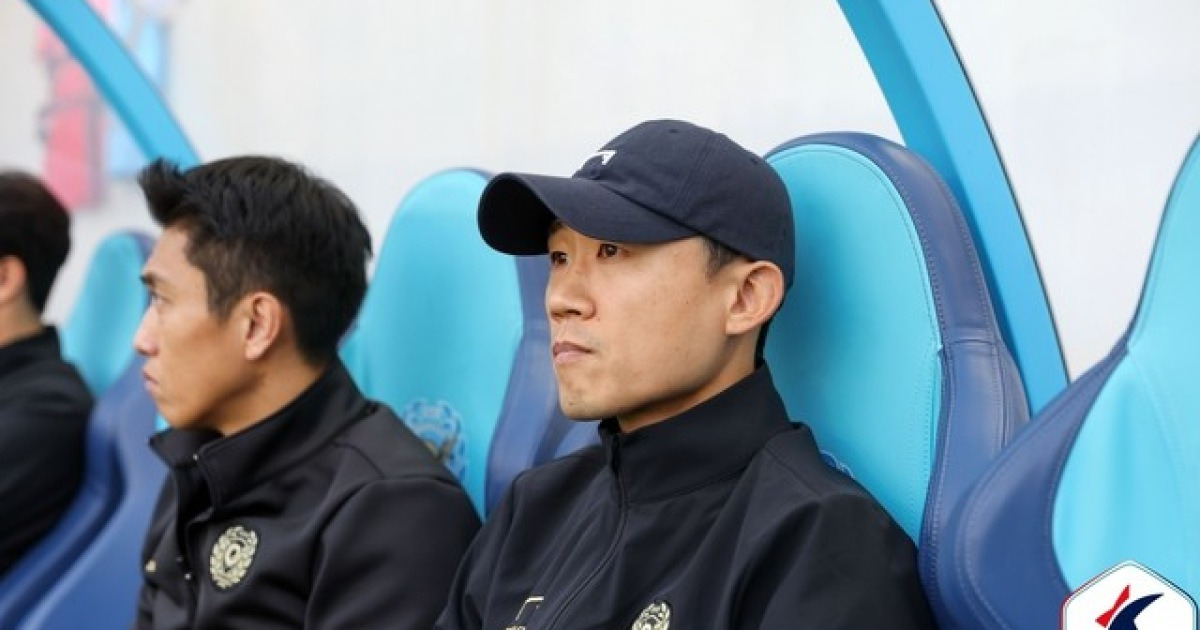 [b11 현장] 최원권 감독대행, "대구의 K리그1 잔류를 확정지어 기뻐"