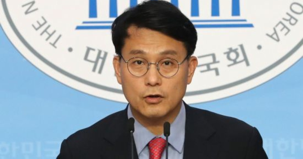 女 군사교육 두고 與 당권주자간 이견 윤상현 비현실적 제안