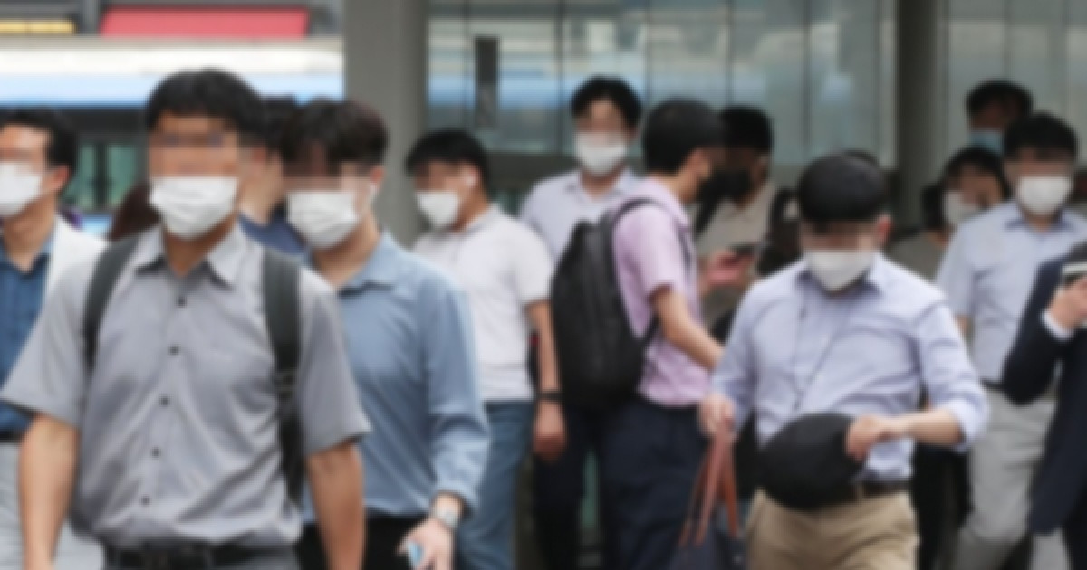 우리나라 고용률 OECD 37개국 중 29위..노동 생산성도 29위