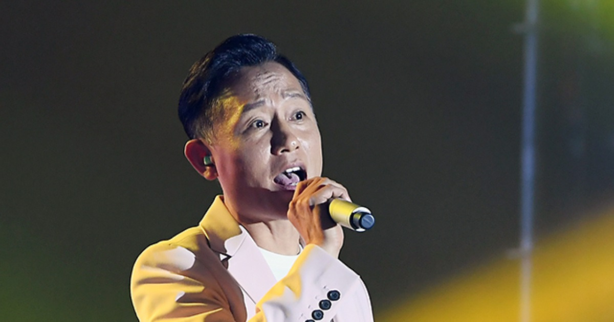 녹색지대 곽창선 '준비 없는 이별 열창' [MK포토]