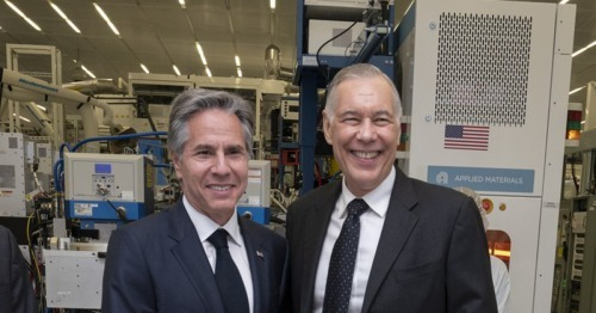 U.S. Secretary of State Antony Blinken tours Applied Materials ...