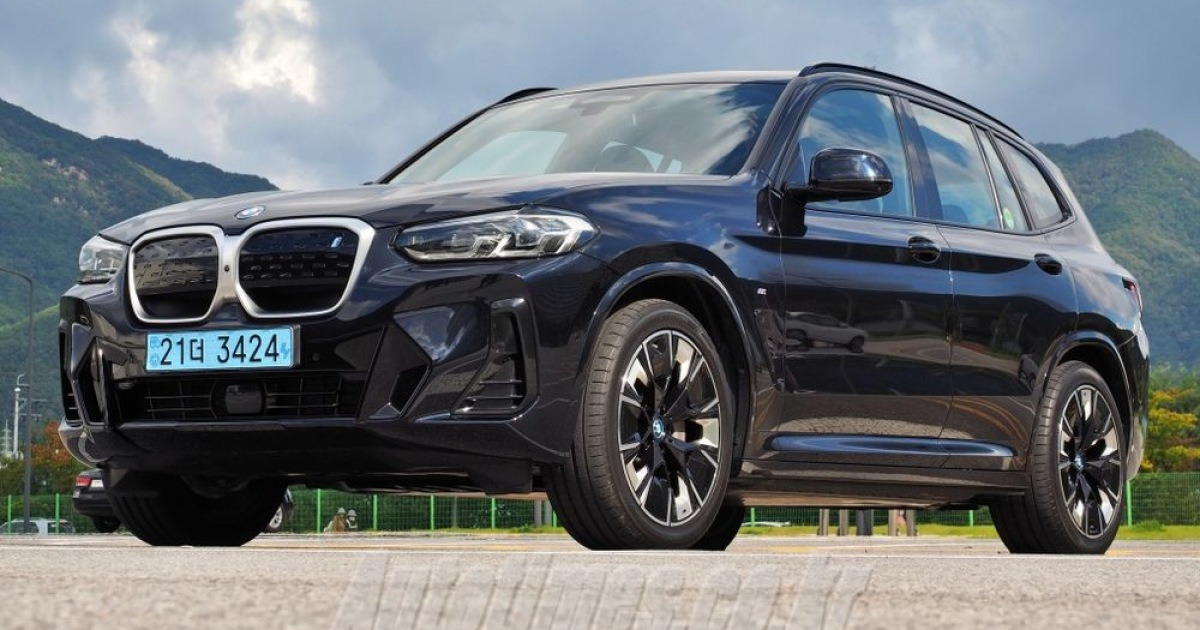 [시승]현실에 충실한 BEV, BMW iX3