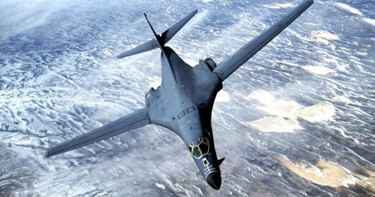 北 7차 핵실험 임박?.. 美전략폭격기 B-1B, 괌 전개