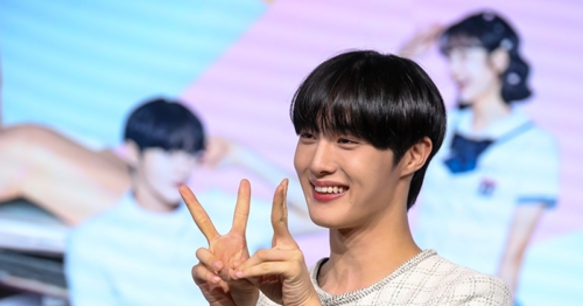 '네가 빠진 세계' CIX 현석 "진우와 싱크로율 50%..평소엔 덜렁거려"