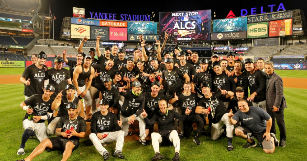 양키스, 3년만에 ALCS행.. 클리블랜드에 5-1 승리
