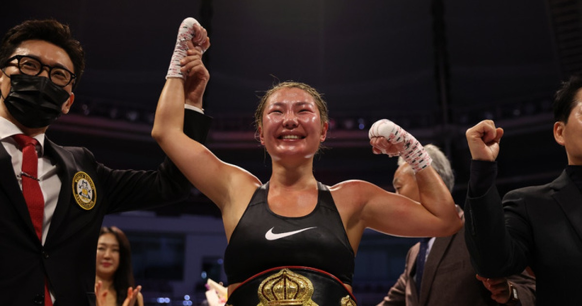 WBA 슈퍼페더급 챔피언 최현미 '10차 방어 성공'[뉴시스Pic]