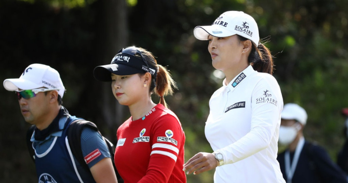 KLPGA는 정당한 권리를 주장했고, LPGA는 기득권을 내주기 싫었다