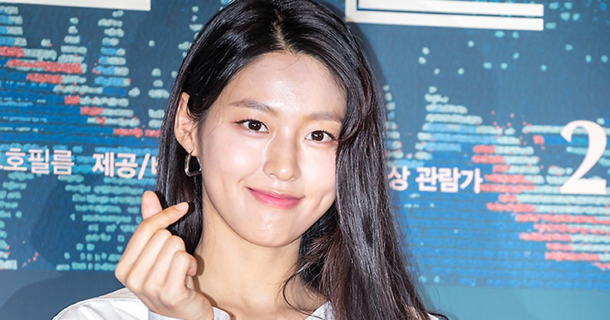 AOA 설현, '10년 인연' FNC 떠난다 [공식입장]