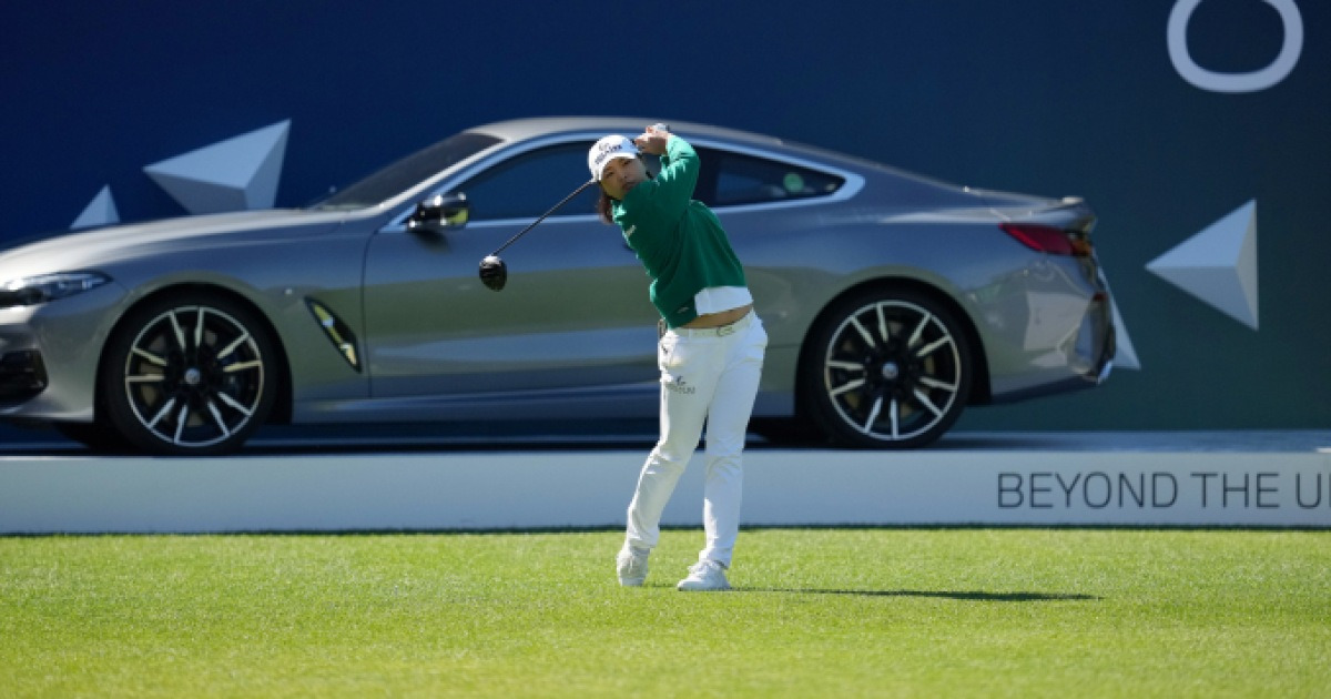 BMW 레이디스 챔피언십 1R.. 고진영 '울상' 티띠꾼 '웃음'