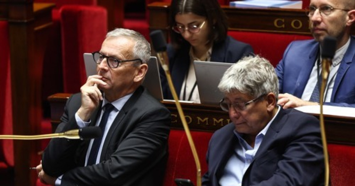 FRANCE GOVERNMENT PARLIAMENT