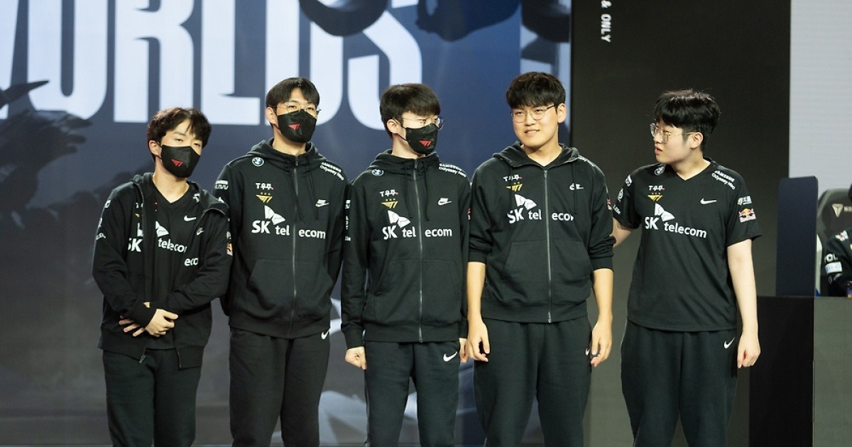 [롤드컵] T1, RNG 상대로 통산 7번째 4강 도전