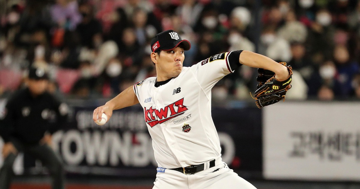 [준PO5] KT 클로저 김재윤 "체력적 압박 크지만 정신력으로 버틴다"