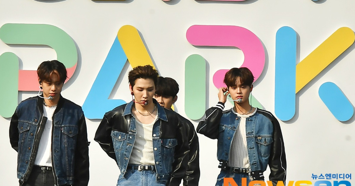 AB6IX, 꽉 채운 무대 [포토엔HD]