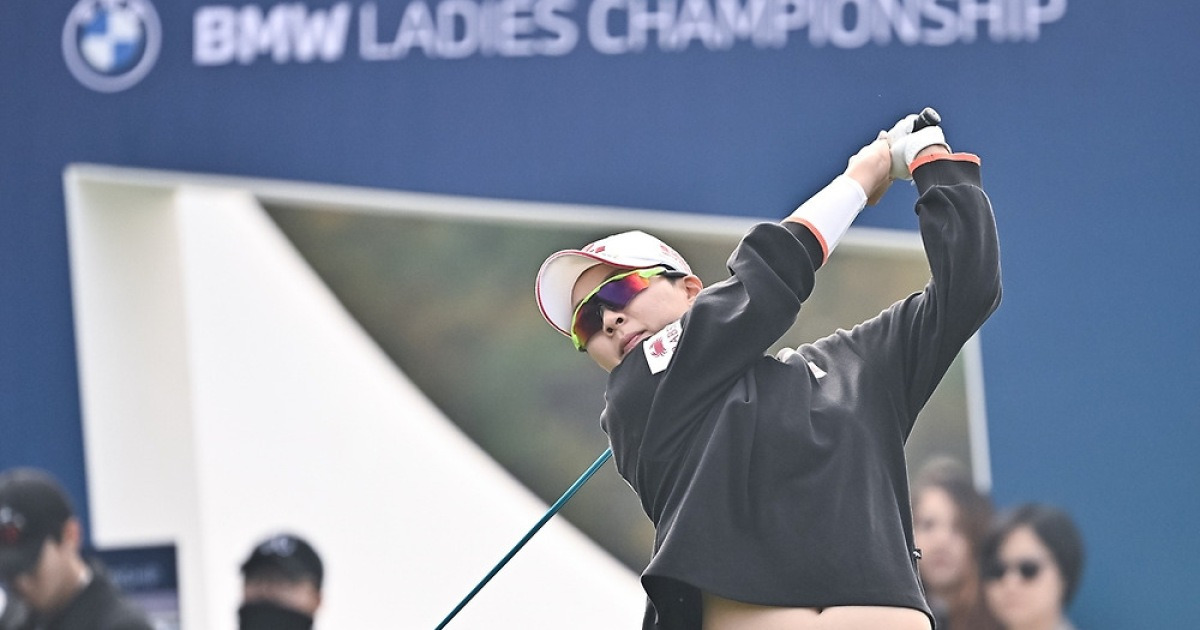 김효주, 고향 원주서 열린 LPGA 대회 3R 5위..선두와 3타 차