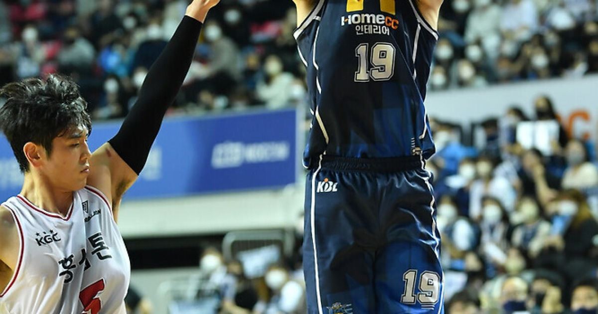 '이근휘 커리어하이 23P' KCC 홈에서 2연패 탈출