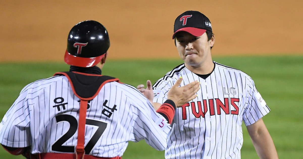 '매제 울린 SV' LG 고우석 "신경쓸 겨를X, 오직 승리 생각 뿐"[PO1 코멘트]