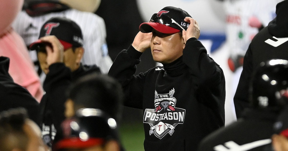 LG 류지현 감독 "세밀한 수비 주문했고, 차분하게 플레이했다" [PO1]