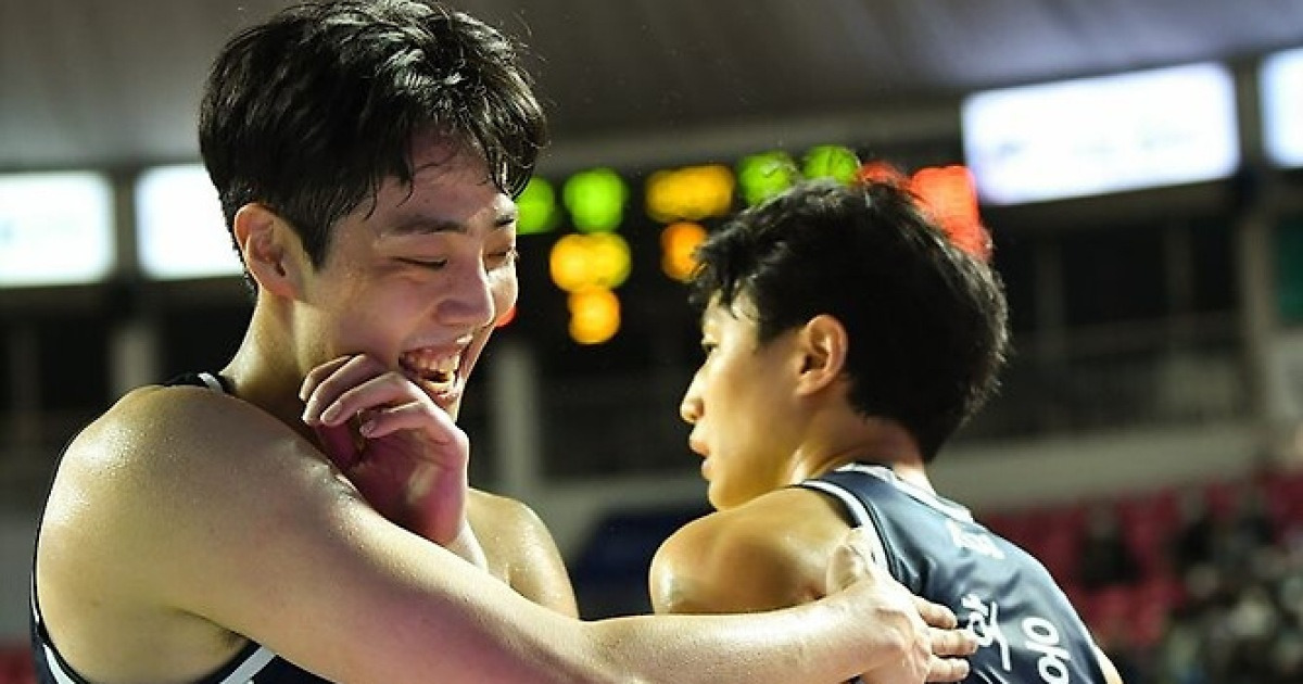 [JB포토] KCC 정창영 '웅아 좋았어'