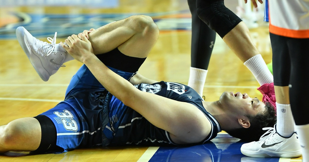 '1경기 1절뚝' 100% 아닌 이승현, 100% 아닌 KCC [김 용의 KBL PUB]