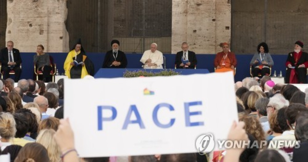 Italy Pope Peace Conference