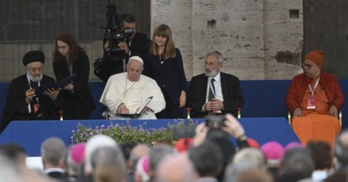 ITALY ROME POPE PEACE PRAYER