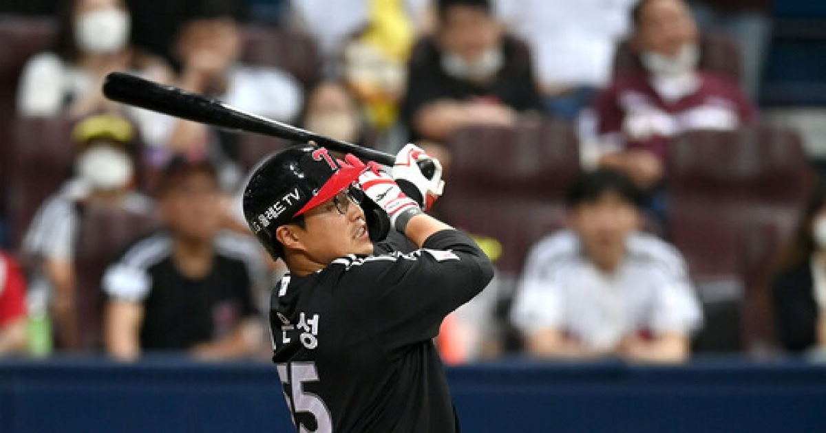 '안우진 문제없다' 채은성, 점수 벌리는 솔로포 작렬… LG 2-0 리드[PO3]