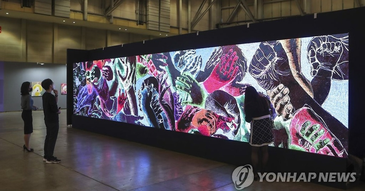 BWB 2022 개막, NFT 작가 특별전 개최