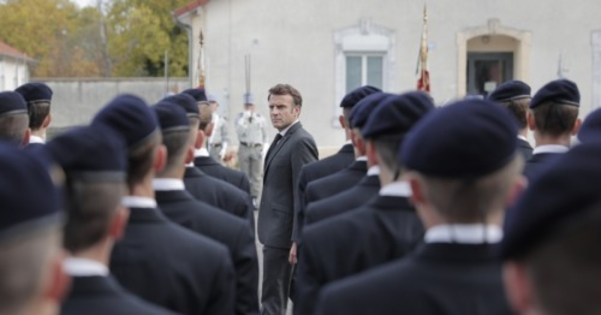 France Weapons