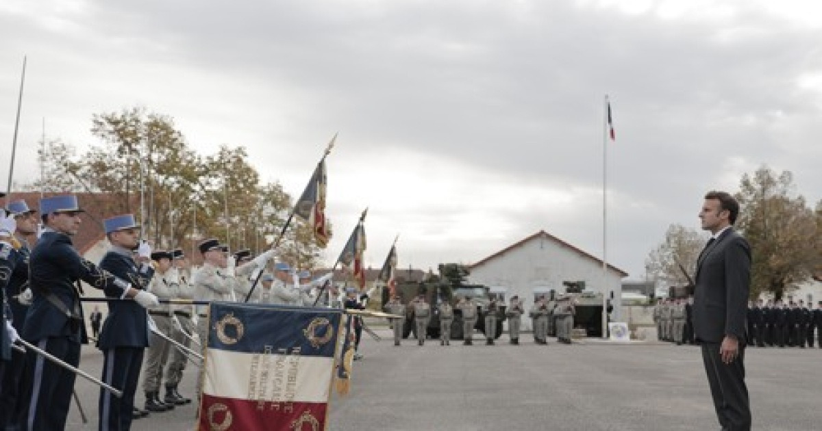 France Weapons