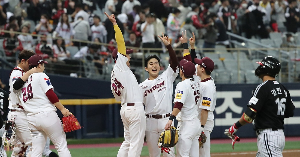 [PO4] 키움, 박준태 선발 출전…LG, 1번 홍창기·지명타자 문성주 복귀(종합)