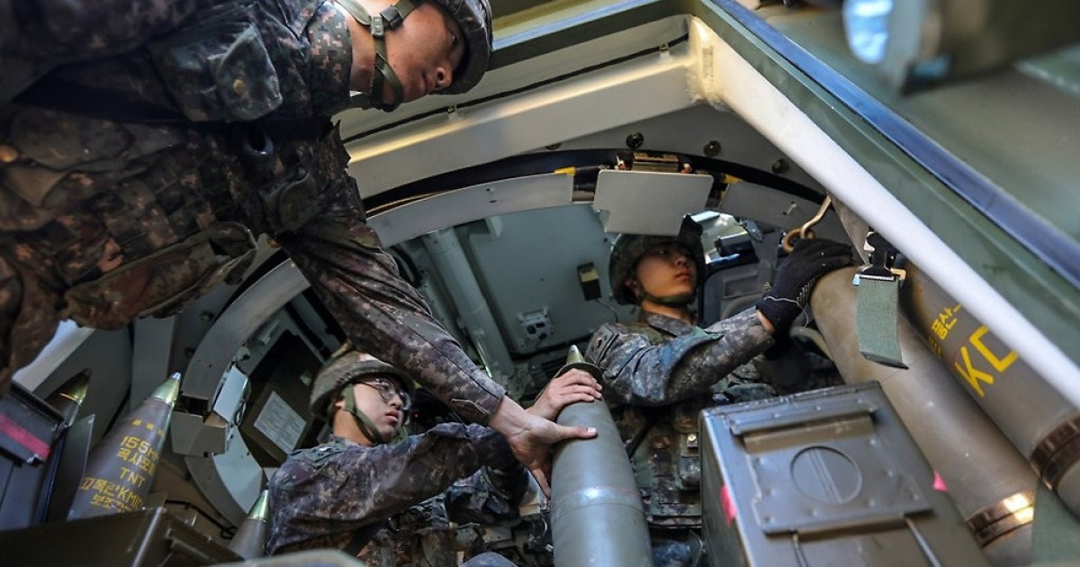 K-55A1 자주포 사격