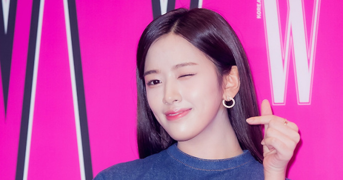 [bnt포토] 아이브 안유진 '러브, 다이브'