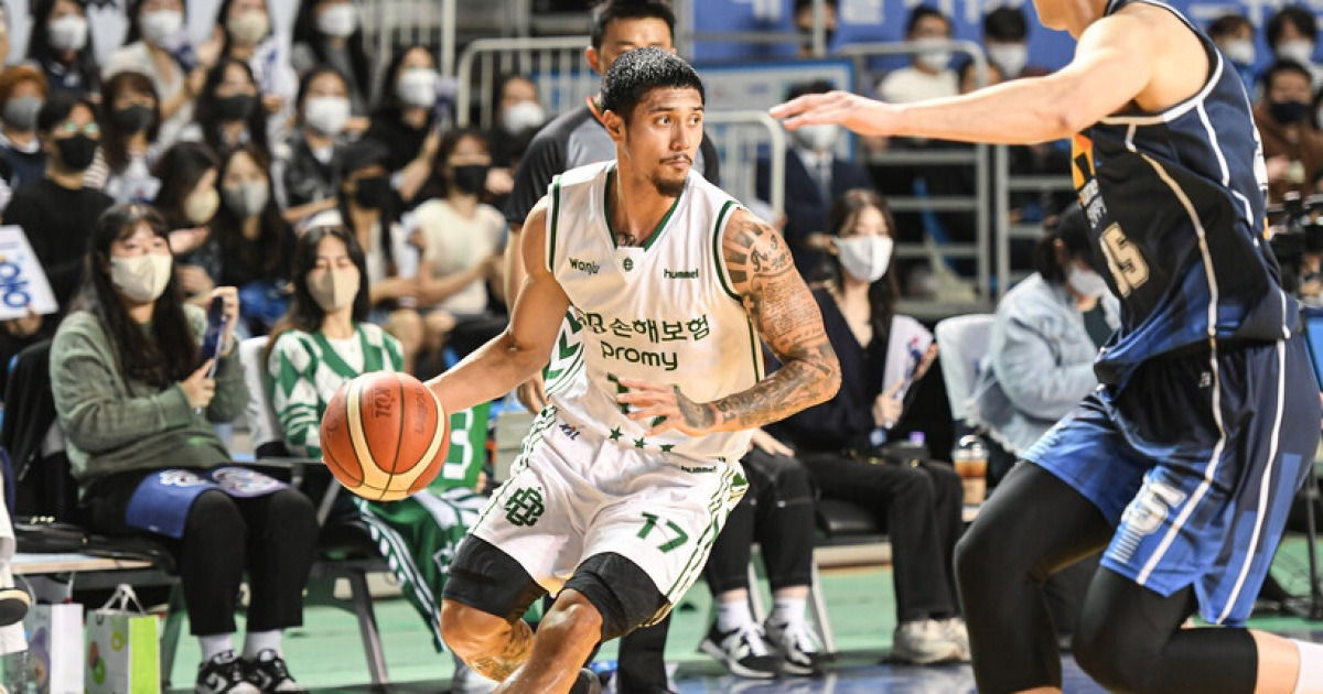 ‘알바노 26점’ 파죽지세 DB, 접전 끝에 KCC 누르고 4연승