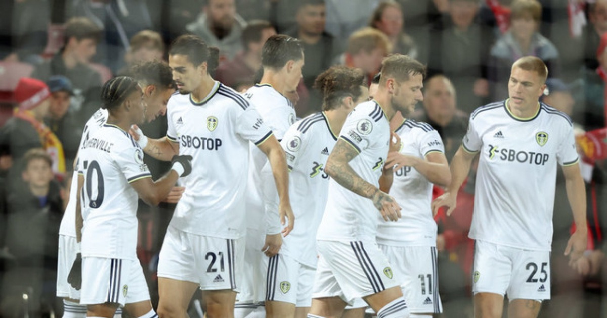 [EPL 리뷰] '안필드 대참사' 리버풀, 리즈에 1-2 충격패...2G 연패+9위 추락