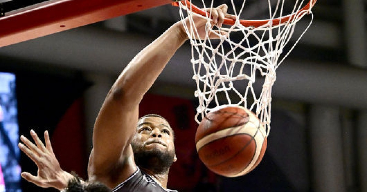 '스펠맨 21점' KGC, KT에 70-68 '진땀승'