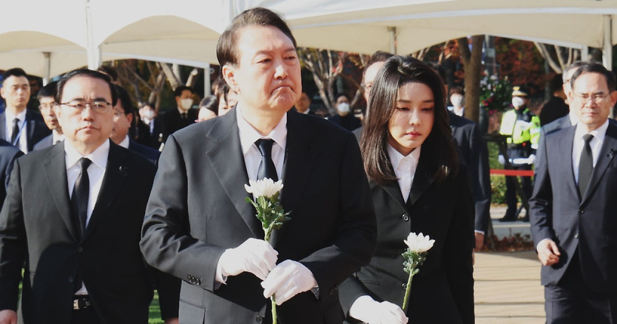尹 부부 합동분향소 조문 한 총리 사고장면 공유 자제