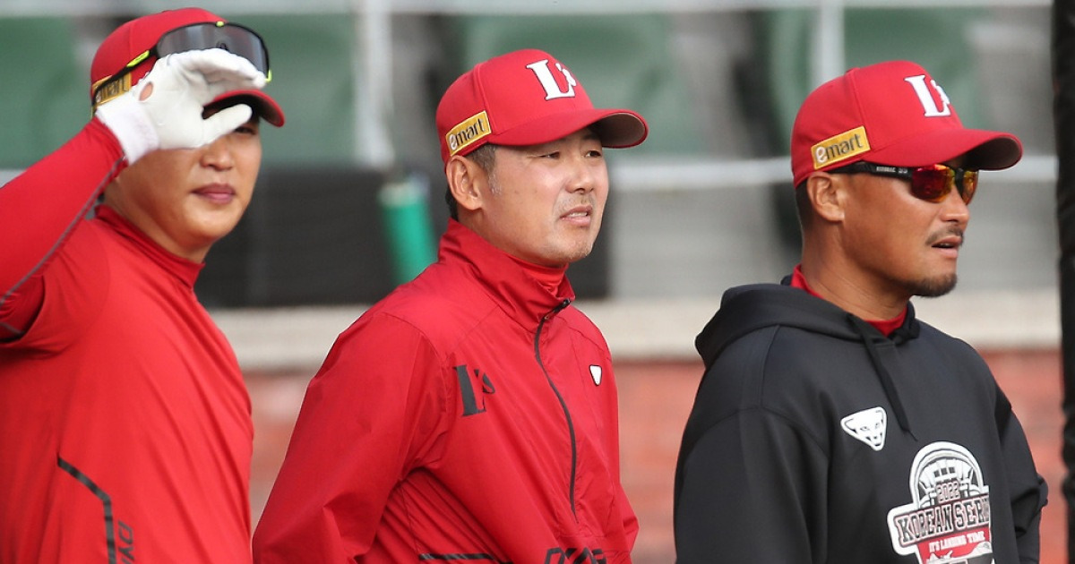 [KS1] 차분한 SSG 김원형 감독 "정규시즌처럼 준비…김광현 믿는다"