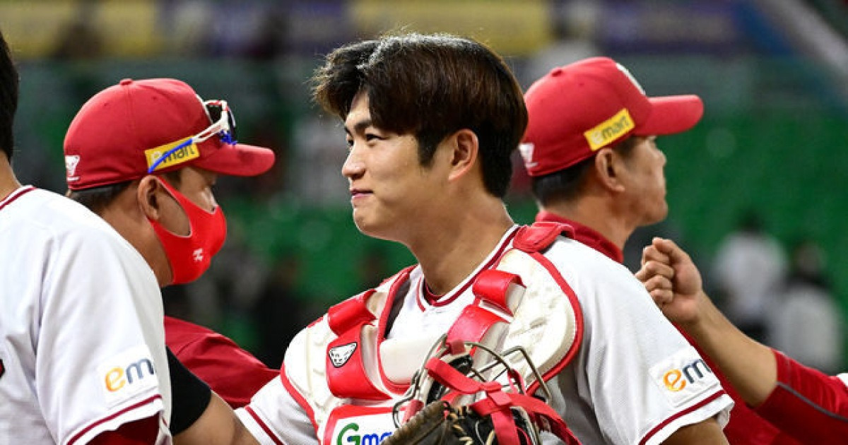 SSG, 김광현-김민식 배터리 호흡…키움, 1번 김준완 LF-2번 이용규 DH [KS1]