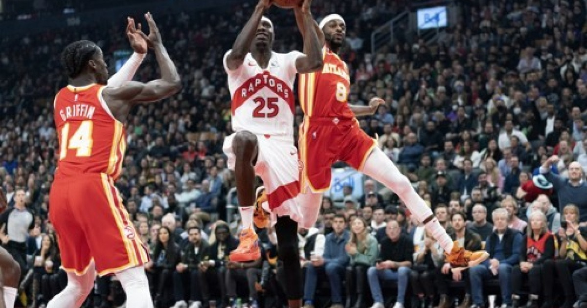 Hawks Raptors Basketball