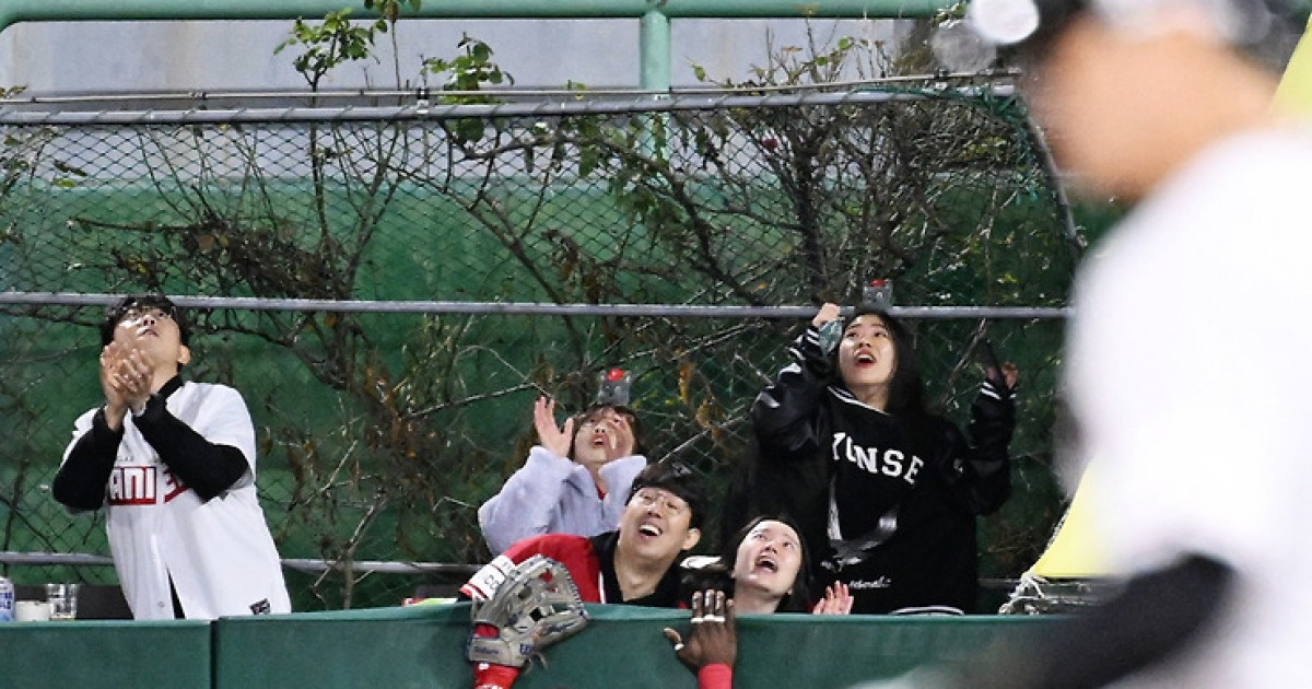 '수호신 폰트, 속죄포 최지훈' 1차전 충격패 SSG, 곧바로 반격 1승1패..시리즈 원점으로[KS2리뷰]